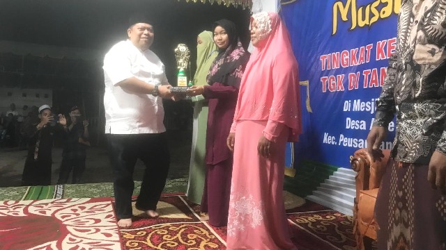 Gampong Seuneubok Rawa Juara Umum MTQ Kemukiman Tanoh Mirah - Habadaily